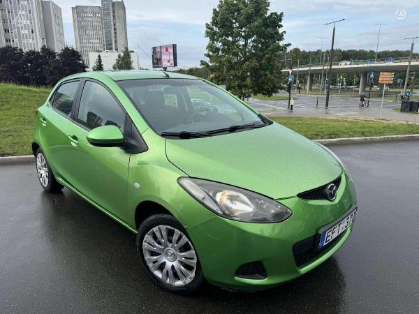 Zaļš Mazda 2 2009 Viļņa, ar dzinēja tilpumu 1.35 L un nobraukumu 176 tūkst. km par 1100 €, foto 1 vietnē AUTOMOTO.COM.LV