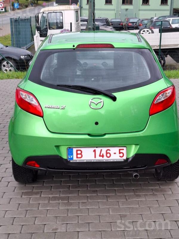 Zaļš Mazda 2 2012 Valmiera, ar dzinēja tilpumu 1.40 L un nobraukumu 137 tūkst. km par 4350 €, foto 3 vietnē AUTOMOTO.COM.LV