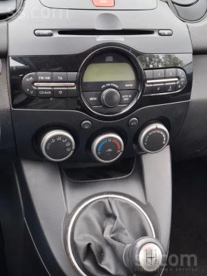 Zaļš Mazda 2 2012 Valmiera, ar dzinēja tilpumu 1.40 L un nobraukumu 137 tūkst. km par 4350 €, foto 7 vietnē AUTOMOTO.COM.LV