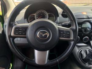 Green Mazda 2 2013 in Vilnius, with an engine capacity of 1.56 L and mileage of 260 thousand km for 3290 €, photo 15 on AUTOMOTO.COM.LV