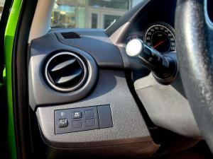 Green Mazda 2 2013 in Vilnius, with an engine capacity of 1.56 L and mileage of 260 thousand km for 3290 €, photo 20 on AUTOMOTO.COM.LV