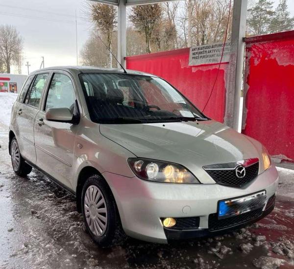 Zaļš Mazda 2 2007 Ignalina, ar dzinēja tilpumu 1.39 L un nobraukumu 108 tūkst. km par 1950 €, foto 1 vietnē AUTOMOTO.COM.LV
