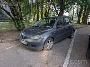 Grey Mazda 2 2003 in Riga, with an engine capacity of 1.40 L and mileage of 203 thousand km for 400 €, photo 3 on AUTOMOTO.COM.LV