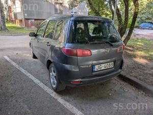 Grey Mazda 2 2003 in Riga, with an engine capacity of 1.40 L and mileage of 203 thousand km for 400 €, photo 4 on AUTOMOTO.COM.LV