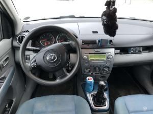 Pelēks Mazda 2 2004 Radviliškis, ar dzinēja tilpumu 1.39 L un nobraukumu 220 tūkst. km par 1350 €, foto 6 vietnē AUTOMOTO.COM.LV