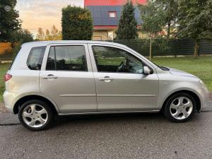 Grey Mazda 2 2004 in Vilnius, with an engine capacity of 1.40 L and mileage of 250 thousand km for 1650 €, photo 5 on AUTOMOTO.COM.LV