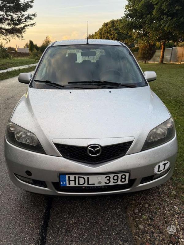 Grey Mazda 2 2004 in Vilnius, with an engine capacity of 1.40 L and mileage of 250 thousand km for 1650 €, photo 7 on AUTOMOTO.COM.LV