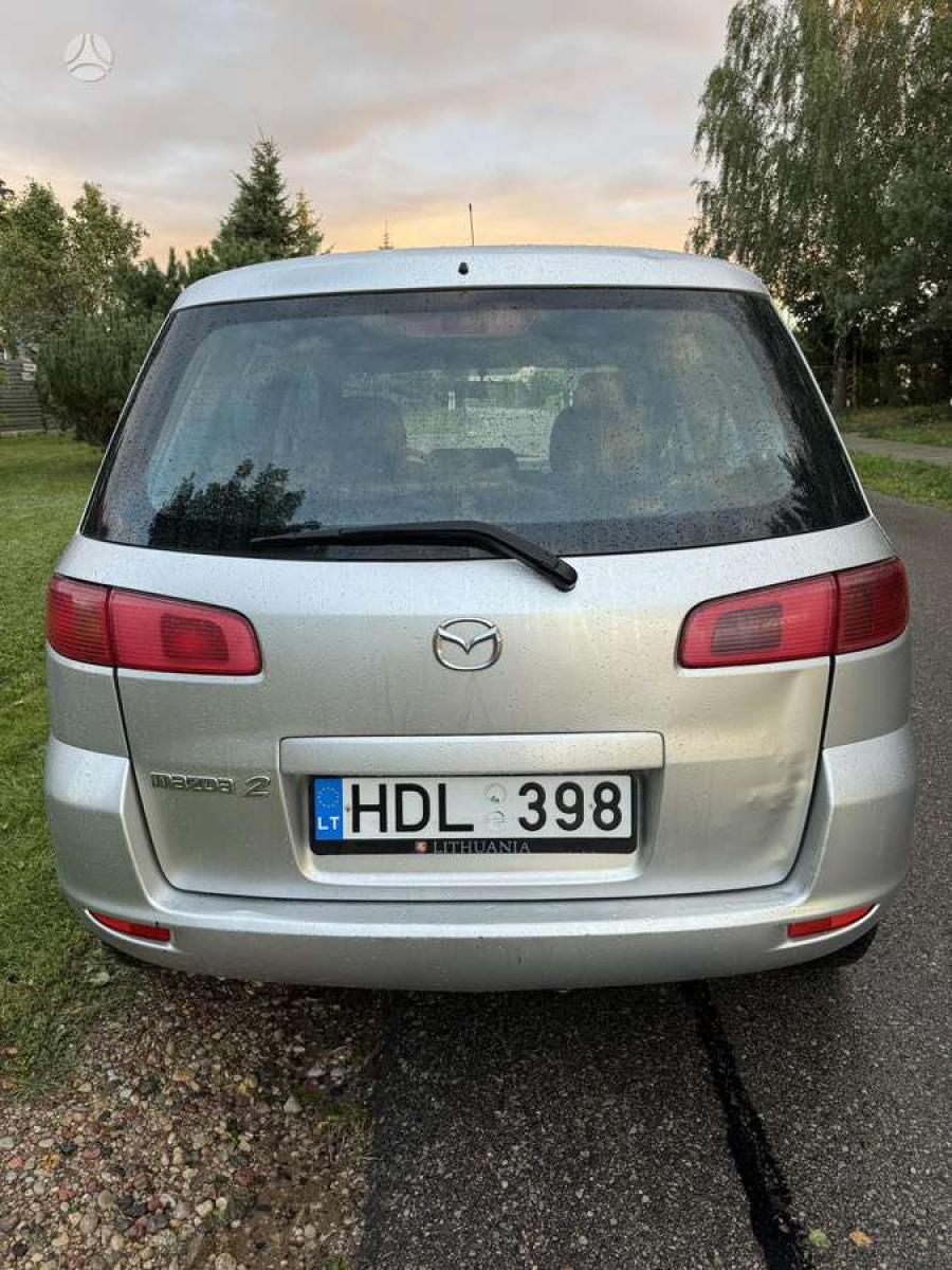 Grey Mazda 2 2004 in Vilnius, with an engine capacity of 1.40 L and mileage of 250 thousand km for 1650 €, photo 9 on AUTOMOTO.COM.LV