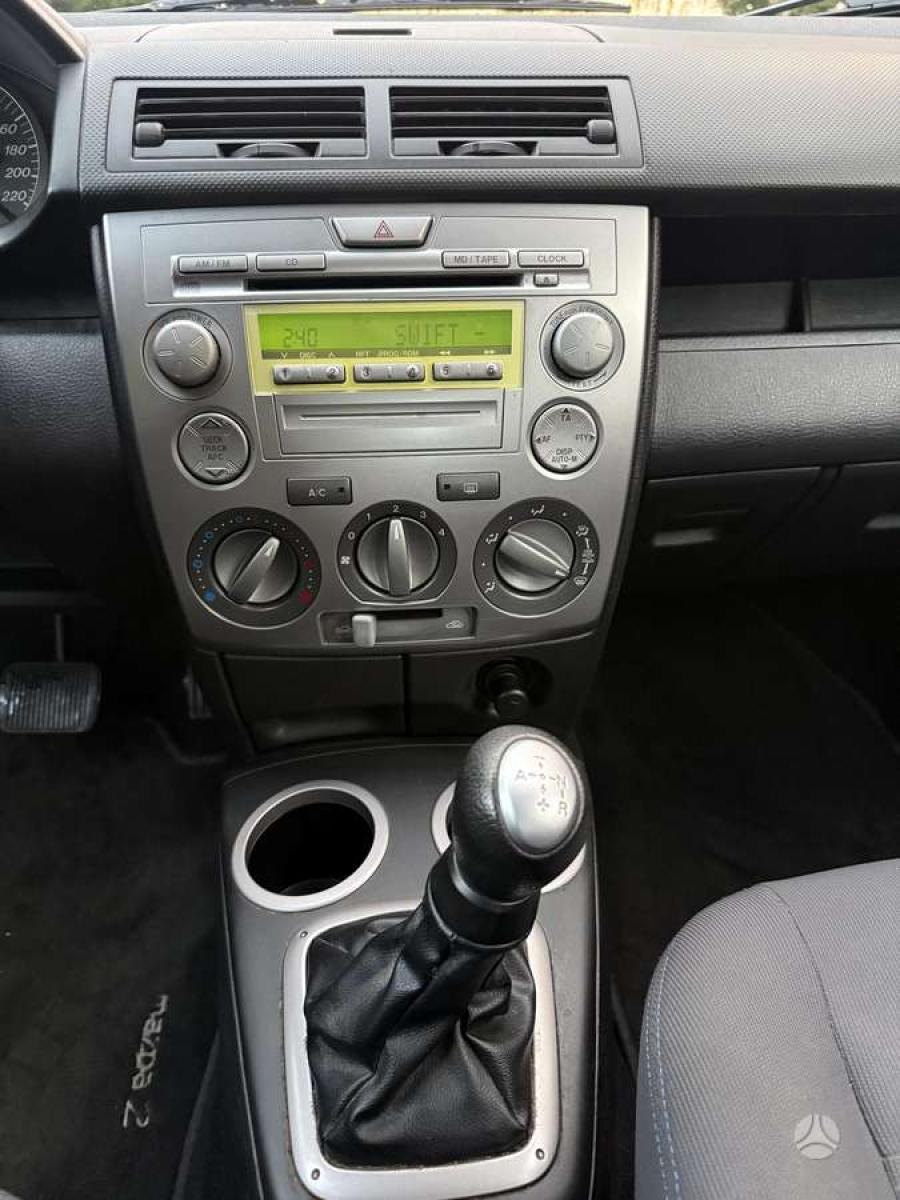 Grey Mazda 2 2004 in Vilnius, with an engine capacity of 1.40 L and mileage of 250 thousand km for 1650 €, photo 16 on AUTOMOTO.COM.LV