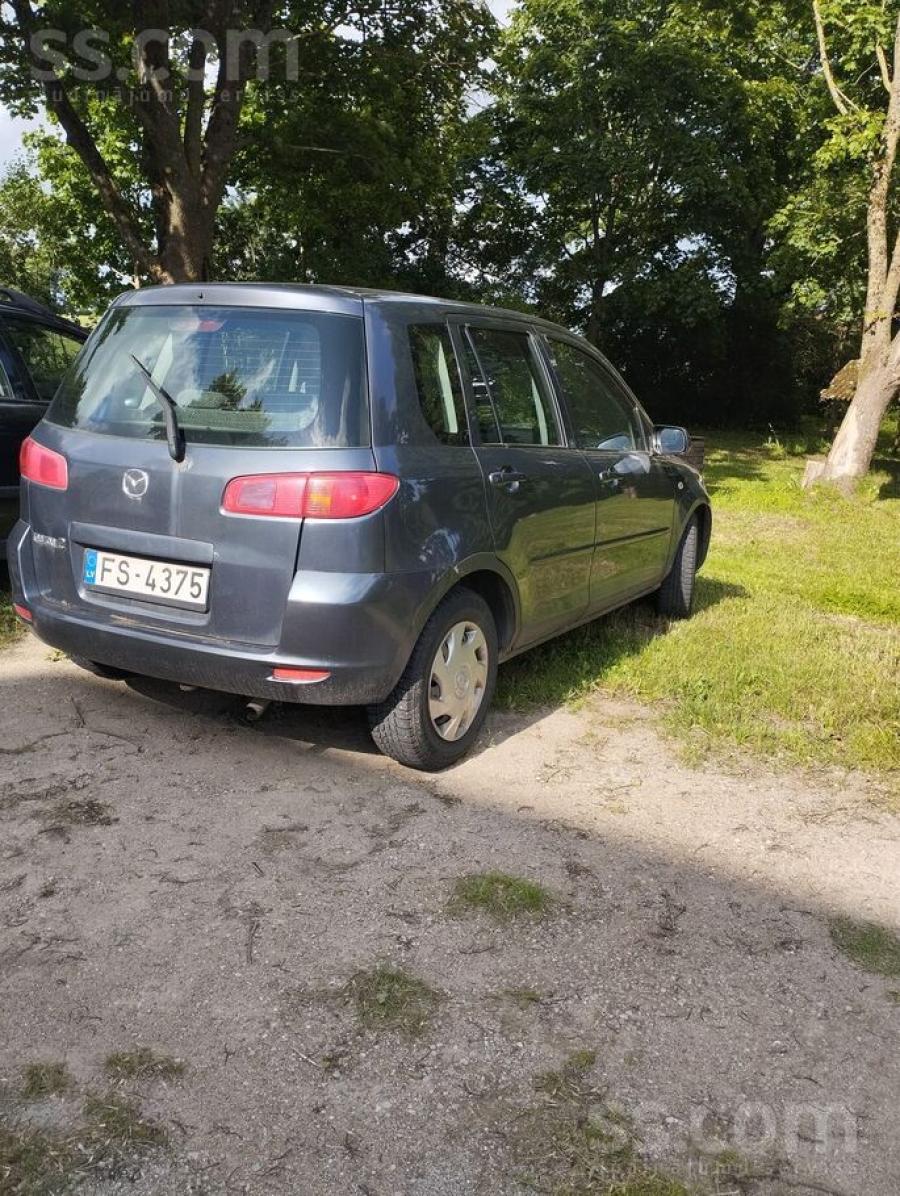 Pelēks Mazda 2 2005 Talsi, ar dzinēja tilpumu 1.40 L un nobraukumu 119 tūkst. km par 350 €, foto 2 vietnē AUTOMOTO.COM.LV