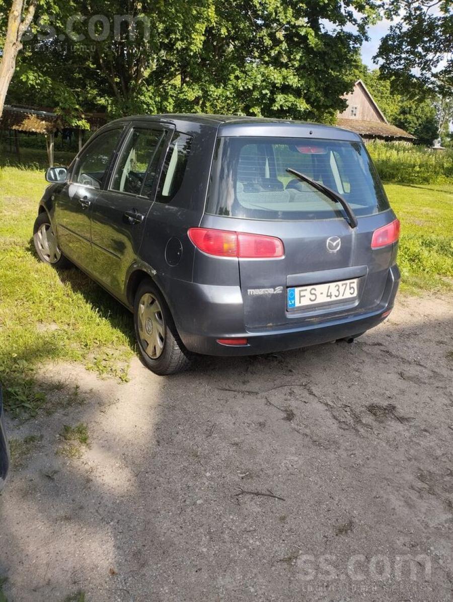 Pelēks Mazda 2 2005 Talsi, ar dzinēja tilpumu 1.40 L un nobraukumu 119 tūkst. km par 350 €, foto 3 vietnē AUTOMOTO.COM.LV