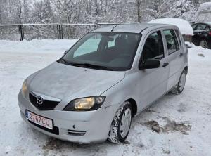 Pelēks Mazda 2 2005 Viļņa, ar dzinēja tilpumu 1.40 L un nobraukumu 200 tūkst. km par 950 €, foto 2 vietnē AUTOMOTO.COM.LV