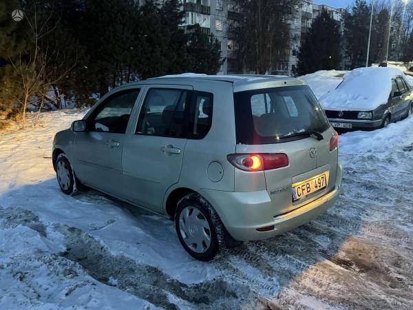 Pelēks Mazda 2 2007 Viļņa, ar dzinēja tilpumu 1.39 L un nobraukumu 175 tūkst. km par 550 €, foto 4 vietnē AUTOMOTO.COM.LV