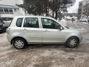 Grey Mazda 2 2007 in Vilnius, with an engine capacity of 1.40 L and mileage of 175 thousand km for 550 €, photo 7 on AUTOMOTO.COM.LV