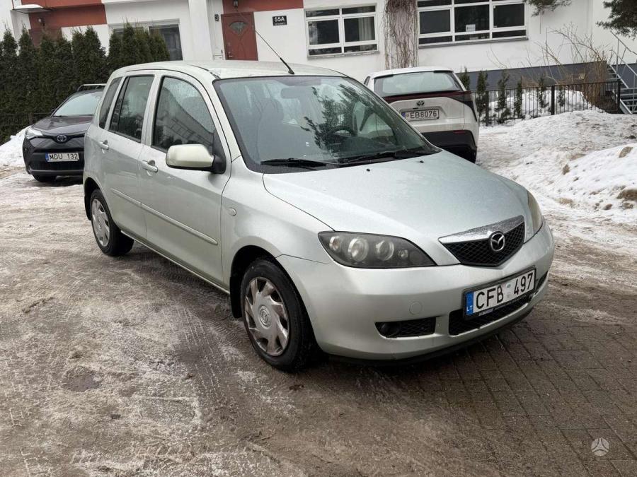 Grey Mazda 2 2007 in Vilnius, with an engine capacity of 1.40 L and mileage of 175 thousand km for 550 €, photo 8 on AUTOMOTO.COM.LV