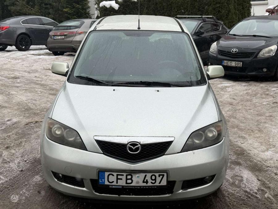 Grey Mazda 2 2007 in Vilnius, with an engine capacity of 1.40 L and mileage of 175 thousand km for 550 €, photo 9 on AUTOMOTO.COM.LV