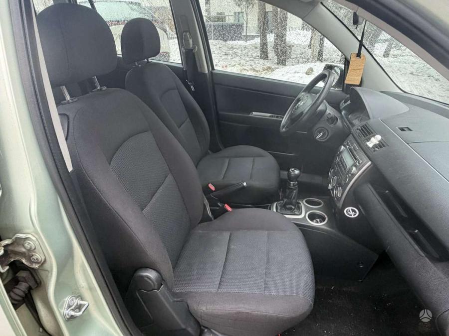 Grey Mazda 2 2007 in Vilnius, with an engine capacity of 1.40 L and mileage of 175 thousand km for 550 €, photo 14 on AUTOMOTO.COM.LV
