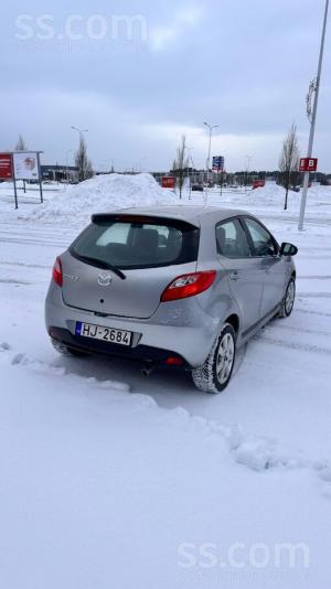 Grey Mazda 2 2009 in Riga, with an engine capacity of 1.50 L and mileage of 109 thousand km for 2000 €, photo 3 on AUTOMOTO.COM.LV