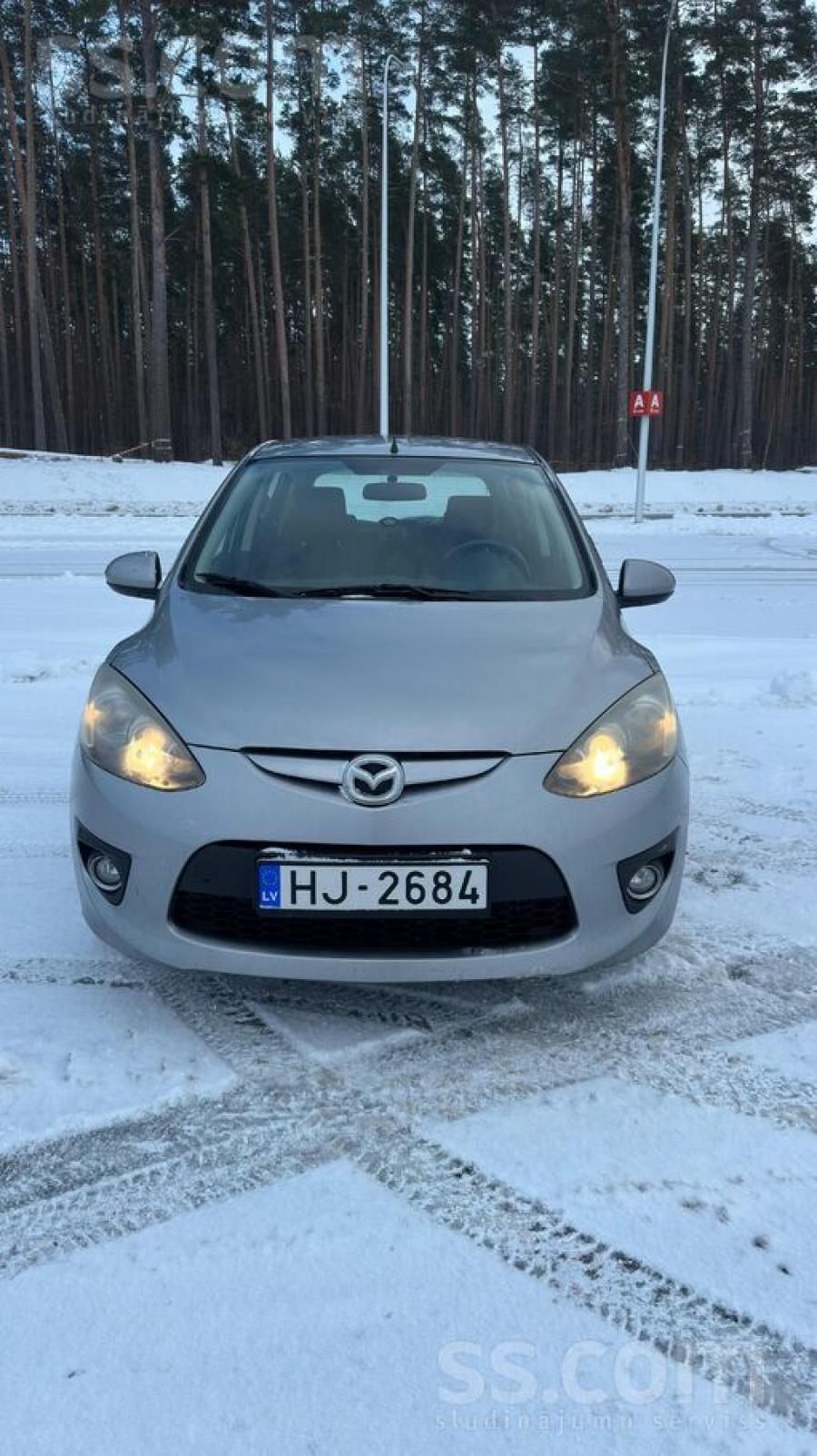 Grey Mazda 2 2009 in Riga, with an engine capacity of 1.50 L and mileage of 109 thousand km for 2000 €, photo 6 on AUTOMOTO.COM.LV