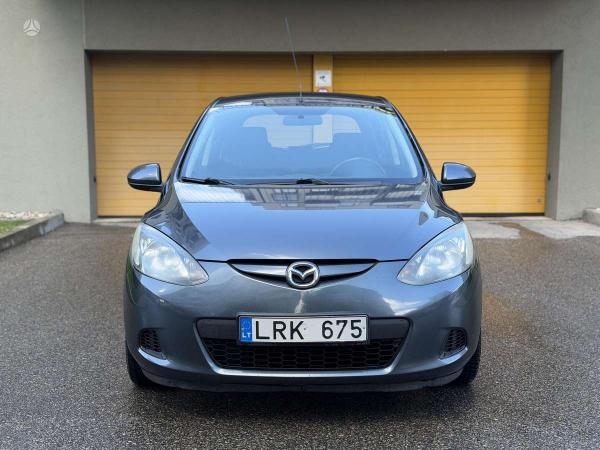 Grey Mazda 2 2009 in Vilnius, with an engine capacity of 1.40 L and mileage of 304 thousand km for 1350 €, photo 3 on AUTOMOTO.COM.LV