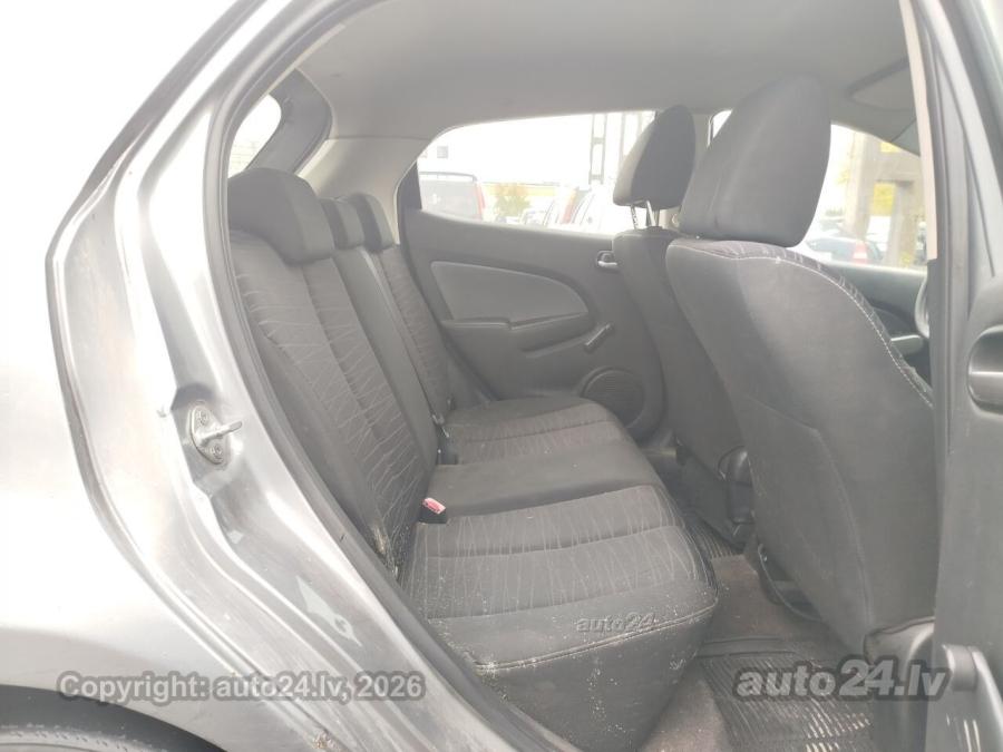 Pelēks Mazda 2 2009 Tallina, ar dzinēja tilpumu 1.60 L un nobraukumu 227 tūkst. km par 699 €, foto 8 vietnē AUTOMOTO.COM.LV