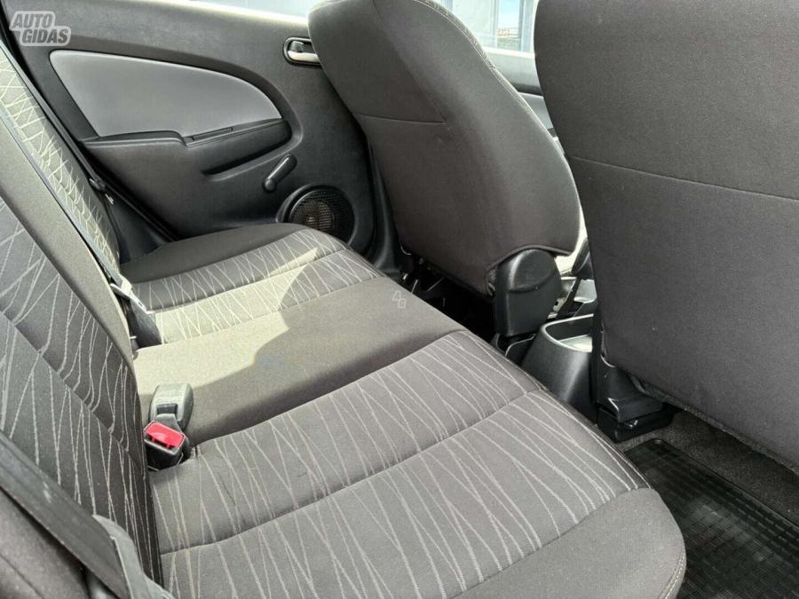 Grey Mazda 2 2010 in Siauliai, with an engine capacity of 1.40 L and mileage of 209 thousand km for 2450 €, photo 14 on AUTOMOTO.COM.LV