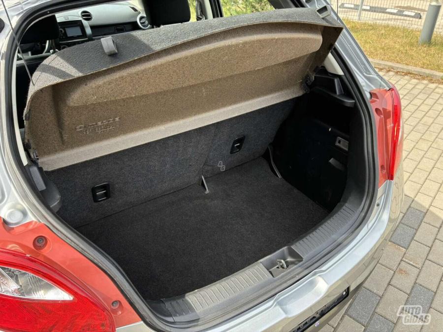 Grey Mazda 2 2010 in Siauliai, with an engine capacity of 1.40 L and mileage of 209 thousand km for 2450 €, photo 19 on AUTOMOTO.COM.LV