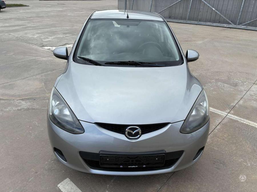 Pelēks Mazda 2 2010 Šauļi, ar dzinēja tilpumu 1.40 L un nobraukumu 210 tūkst. km par 2150 €, foto 9 vietnē AUTOMOTO.COM.LV