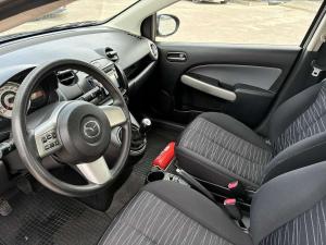 Pelēks Mazda 2 2010 Šauļi, ar dzinēja tilpumu 1.40 L un nobraukumu 210 tūkst. km par 2150 €, foto 10 vietnē AUTOMOTO.COM.LV