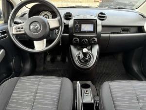 Pelēks Mazda 2 2010 Šauļi, ar dzinēja tilpumu 1.40 L un nobraukumu 210 tūkst. km par 2150 €, foto 12 vietnē AUTOMOTO.COM.LV