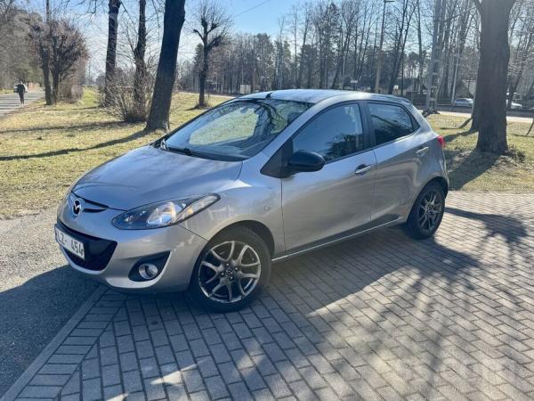 Grey Mazda 2 2013 in Jurmala, with an engine capacity of 1.40 L and mileage of 132 thousand km for 2950 €, photo 7 on AUTOMOTO.COM.LV