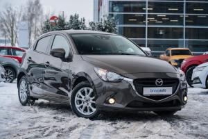Pelēks Mazda 2 2016 Rīga, ar dzinēja tilpumu 1.50 L un nobraukumu 80 tūkst. km par 9490 €, foto 3 vietnē AUTOMOTO.COM.LV