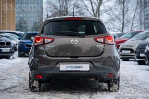 Pelēks Mazda 2 2016 Rīga, ar dzinēja tilpumu 1.50 L un nobraukumu 80 tūkst. km par 9490 €, foto 5 vietnē AUTOMOTO.COM.LV