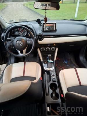 Grey Mazda 2 2016 in Dobele, with an engine capacity of 1.50 L and mileage of 91 thousand km for 9550 €, photo 9 on AUTOMOTO.COM.LV