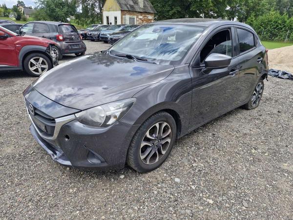 Grey Mazda 2 2017 in Marijampole, with an engine capacity of 1.50 L and mileage of 157 thousand km for 3600 €, photo 1 on AUTOMOTO.COM.LV