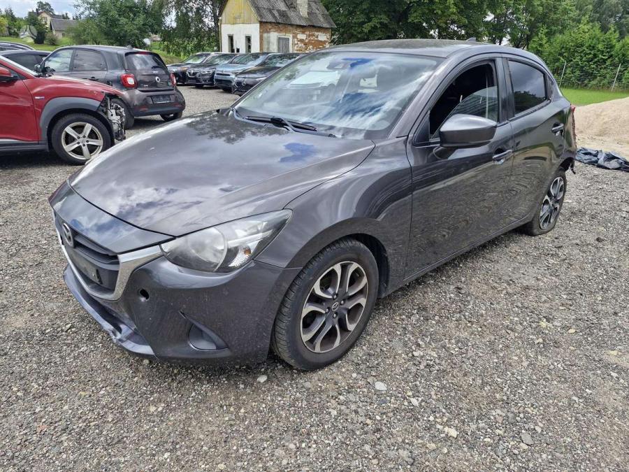 Pelēks Mazda 2 2017 Marijampole, ar dzinēja tilpumu 1.50 L un nobraukumu 157 tūkst. km par 3600 €, foto 1 vietnē AUTOMOTO.COM.LV