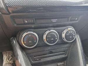 Pelēks Mazda 2 2017 Marijampole, ar dzinēja tilpumu 1.50 L un nobraukumu 157 tūkst. km par 3600 €, foto 6 vietnē AUTOMOTO.COM.LV