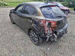 Pelēks Mazda 2 2017 Marijampole, ar dzinēja tilpumu 1.50 L un nobraukumu 157 tūkst. km par 3600 €, foto 12 vietnē AUTOMOTO.COM.LV