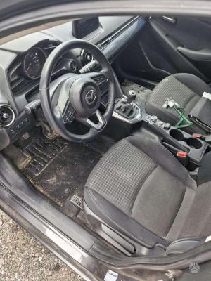 Pelēks Mazda 2 2017 Marijampole, ar dzinēja tilpumu 1.50 L un nobraukumu 157 tūkst. km par 3600 €, foto 15 vietnē AUTOMOTO.COM.LV