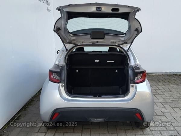 Pelēks Mazda 2 2023 Tallina, ar dzinēja tilpumu 1.49 L un nobraukumu 88 tūkst. km par 15495 €, foto 11 vietnē AUTOMOTO.COM.LV