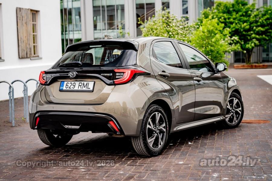 Pelēks Mazda 2 2024 Pērnava, ar dzinēja tilpumu 1.50 L un nobraukumu 26 tūkst. km par 17900 €, foto 3 vietnē AUTOMOTO.COM.LV