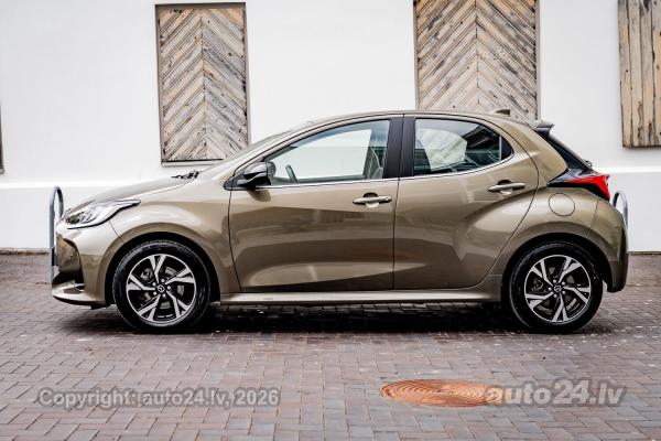 Pelēks Mazda 2 2024 Pērnava, ar dzinēja tilpumu 1.50 L un nobraukumu 26 tūkst. km par 17900 €, foto 6 vietnē AUTOMOTO.COM.LV