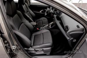 Pelēks Mazda 2 2024 Pērnava, ar dzinēja tilpumu 1.50 L un nobraukumu 26 tūkst. km par 17900 €, foto 13 vietnē AUTOMOTO.COM.LV