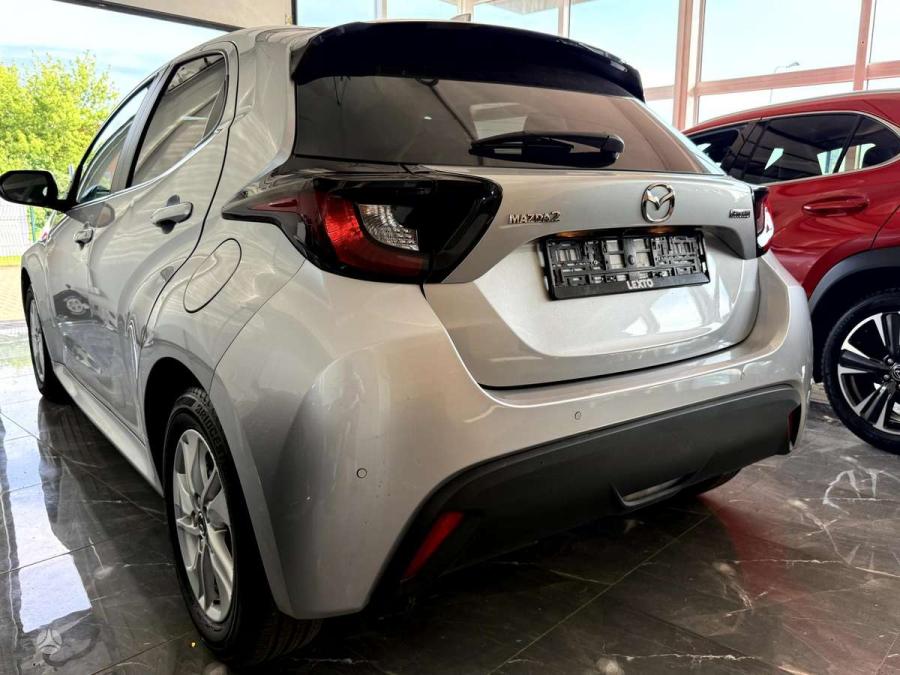 Grey Mazda 2 2024 in Panevezys, with an engine capacity of 1.50 L and mileage of 21 thousand km for 16400 €, photo 10 on AUTOMOTO.COM.LV