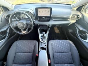 Grey Mazda 2 2024 in Panevezys, with an engine capacity of 1.50 L and mileage of 21 thousand km for 16400 €, photo 12 on AUTOMOTO.COM.LV