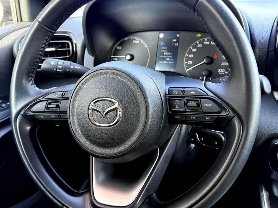 Grey Mazda 2 2024 in Panevezys, with an engine capacity of 1.50 L and mileage of 21 thousand km for 16400 €, photo 13 on AUTOMOTO.COM.LV