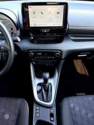 Grey Mazda 2 2024 in Panevezys, with an engine capacity of 1.50 L and mileage of 21 thousand km for 16400 €, photo 15 on AUTOMOTO.COM.LV