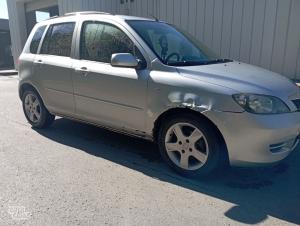 Grey Mazda 2 2004 in Vilnius, with an engine capacity of 1.40 L and mileage of 300 thousand km for 400 €, photo 7 on AUTOMOTO.COM.LV