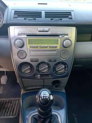 Grey Mazda 2 2004 in Vilnius, with an engine capacity of 1.40 L and mileage of 300 thousand km for 400 €, photo 14 on AUTOMOTO.COM.LV