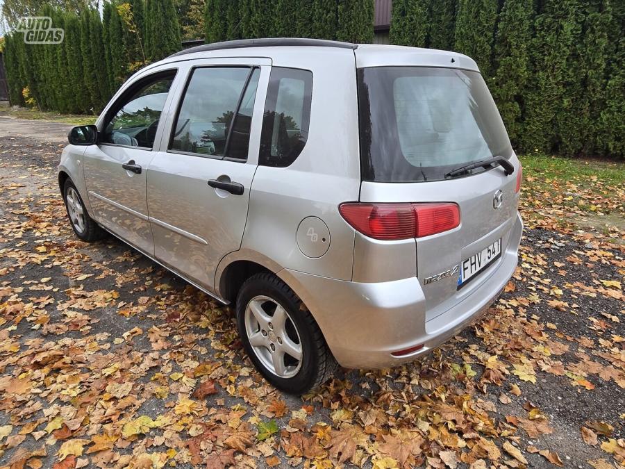 Pelēks Mazda 2 2005 Jurbarkas, ar dzinēja tilpumu 1.40 L un nobraukumu 150 tūkst. km par 850 €, foto 4 vietnē AUTOMOTO.COM.LV